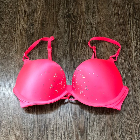 Victoria's Secret | Tops | Nwot Victoria Secret Bombshell Pushup Bra ...